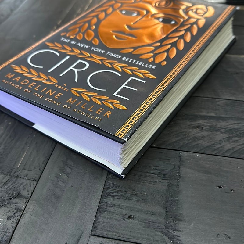 Circe by Madeline Miller, Hardcover | Pangobooks