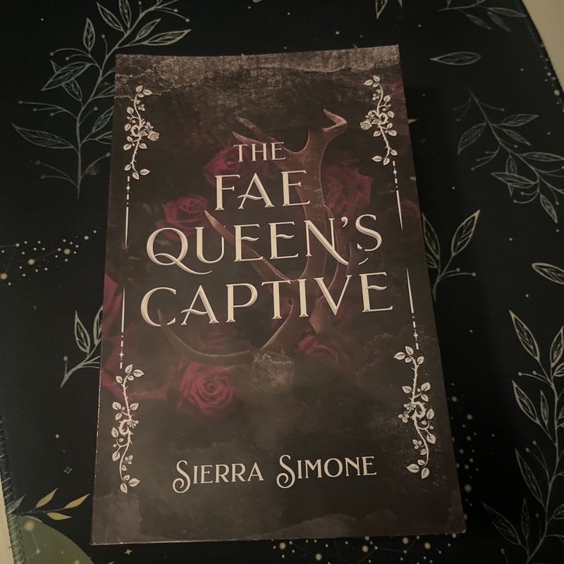 The Fae Queen's Captive by Sierra Simone, Paperback | Pango Books