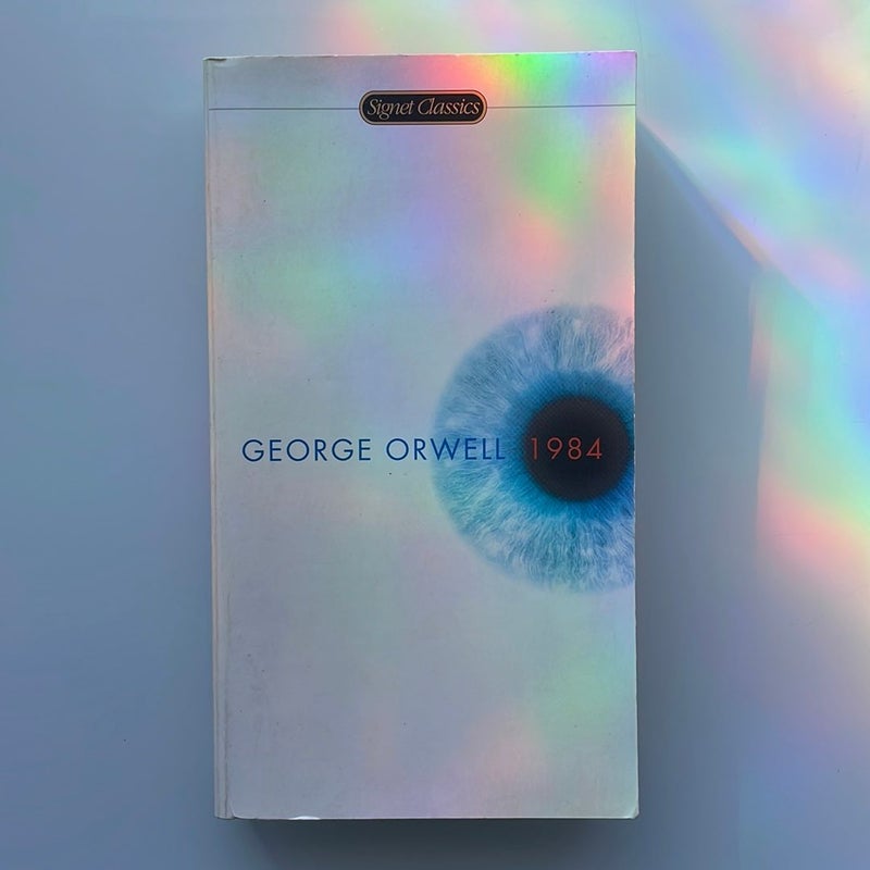 1984 by George Orwell, Paperback | Pangobooks