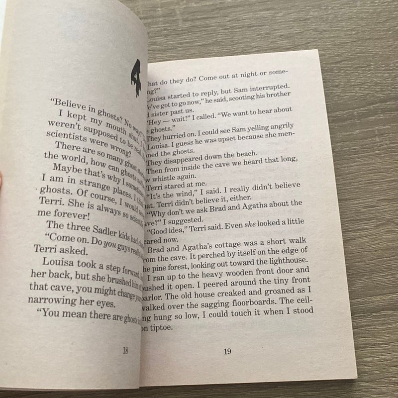 Ghost Beach by R. L. Stine