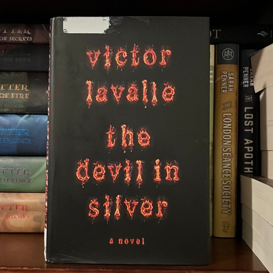 The Devil in Silver by Victor LaValle, Hardcover | Pangobooks