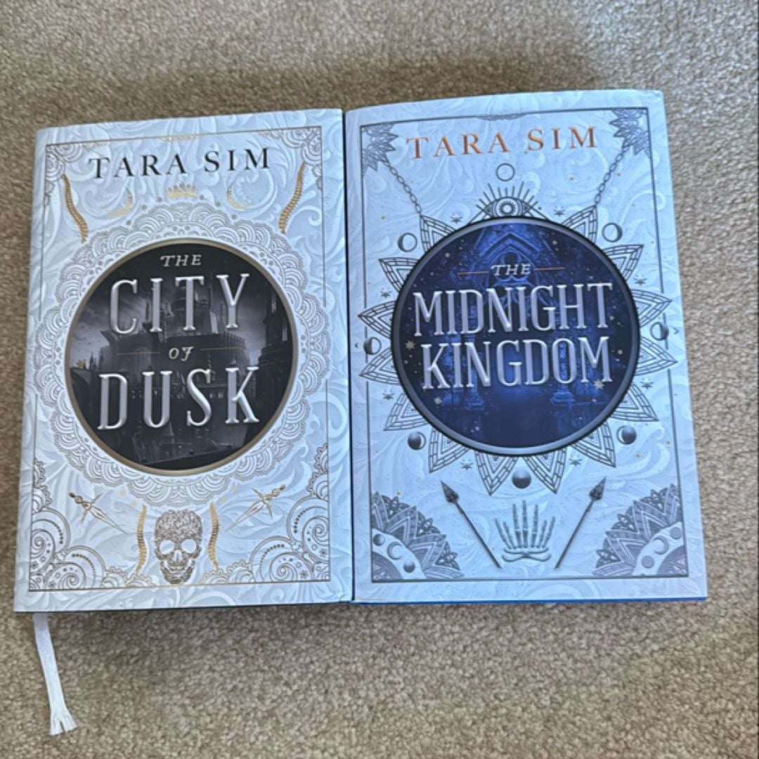 City of Dusk ( Fairyloot edition ) and The Mid Night Sun by Tara Sim , Hardcover | Pangobooks