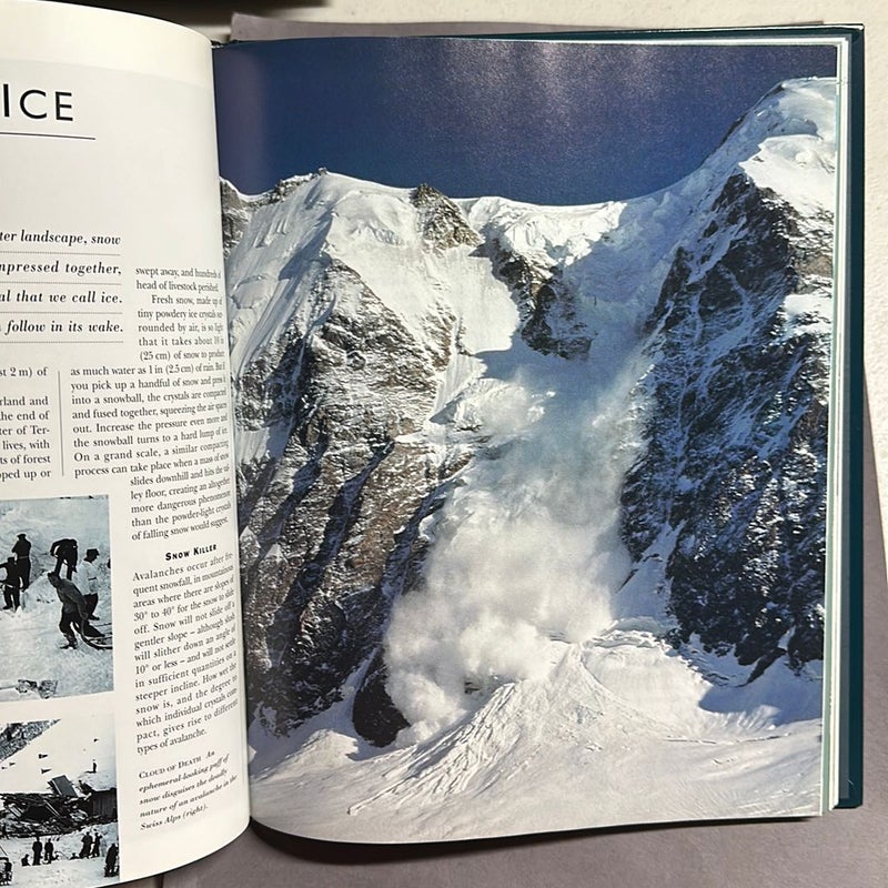 Natural Disasters by Reader's Digest Editors, Hardcover | Pangobooks