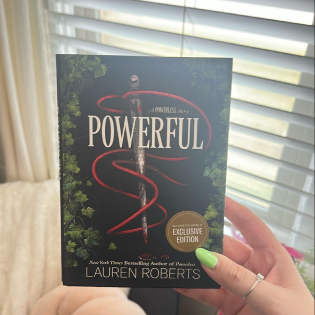 Powerful by Lauren Roberts, Hardcover | Pangobooks