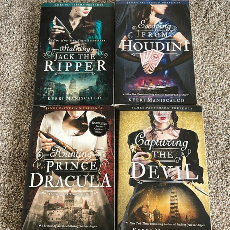 Stalking Jack the Ripper by Kerri Maniscalco, Paperback | Pangobooks