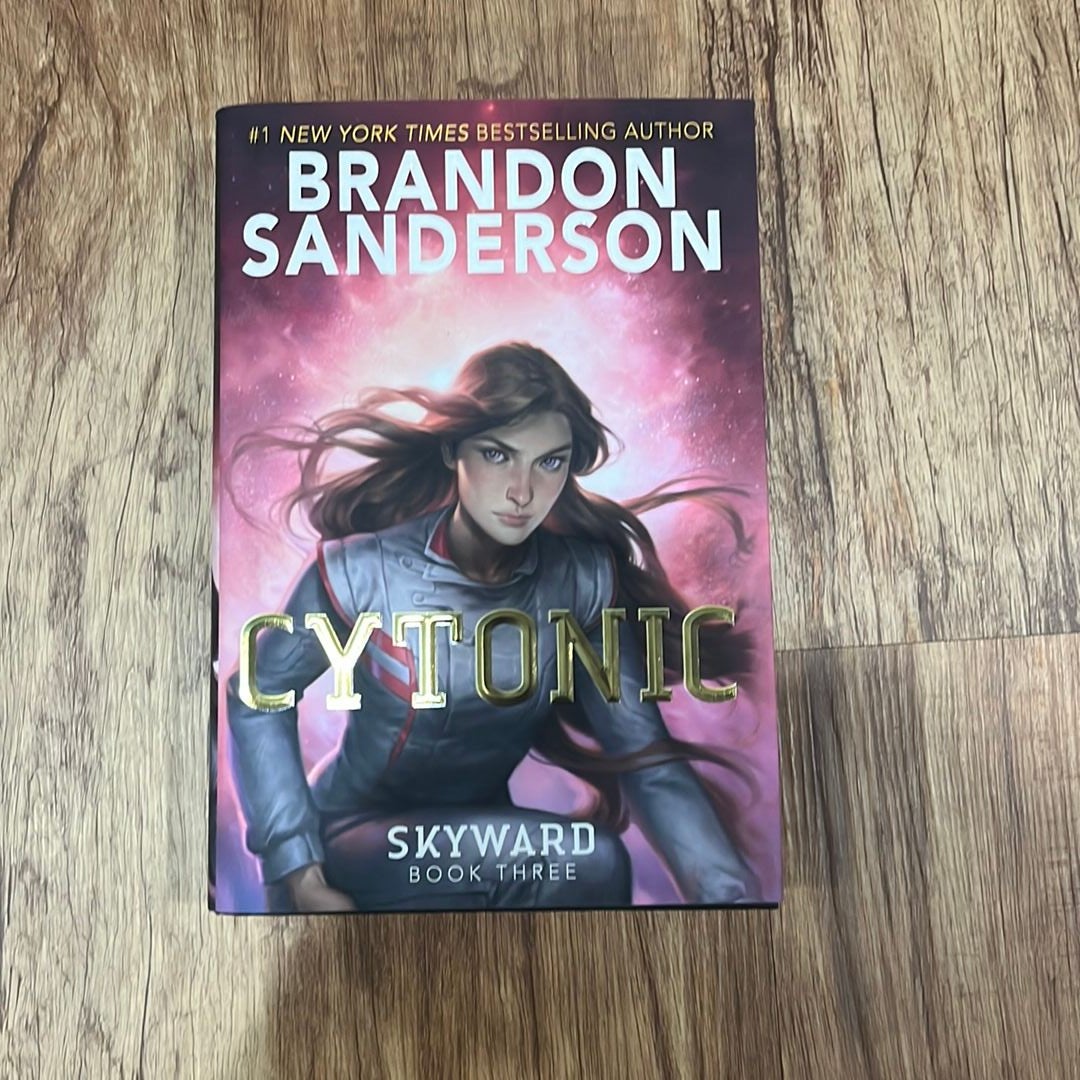 Cytonic by Brandon Sanderson, Hardcover | Pangobooks