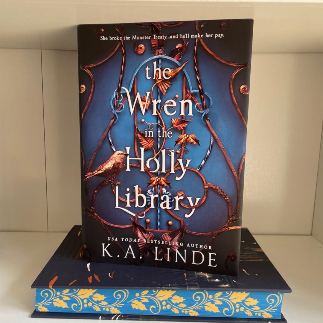 The Wren in the Holly Library by K. A. Linde, Hardcover | Pangobooks