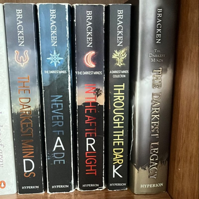 Darkest Minds Series by Alexandra Bracken , Paperback | Pangobooks