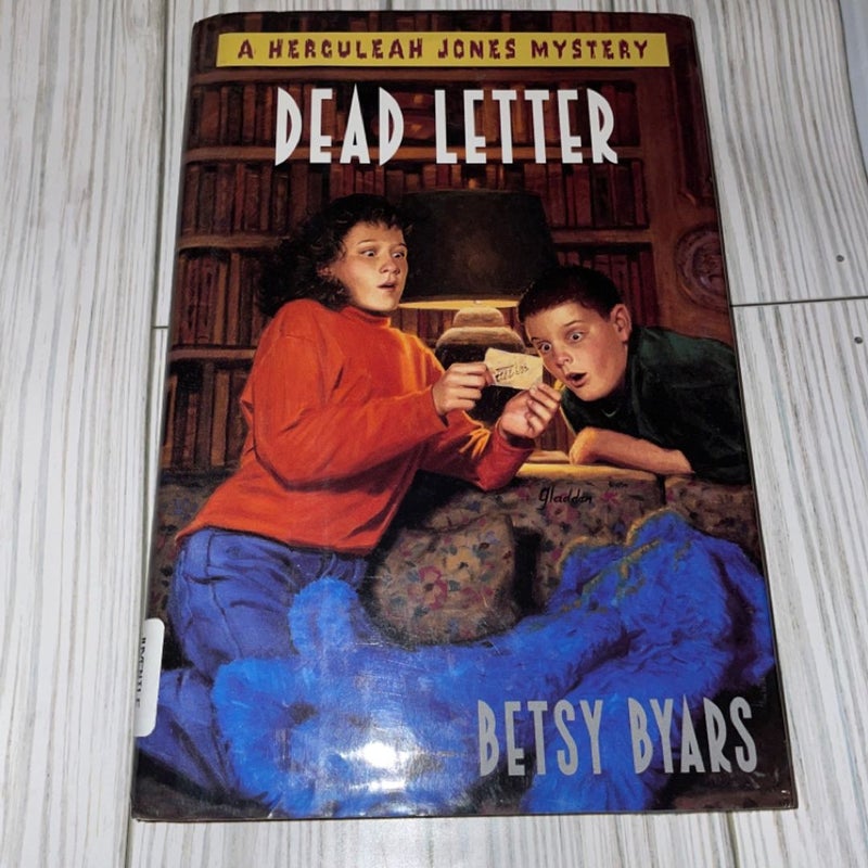 Dead Letter by Betsy Byars