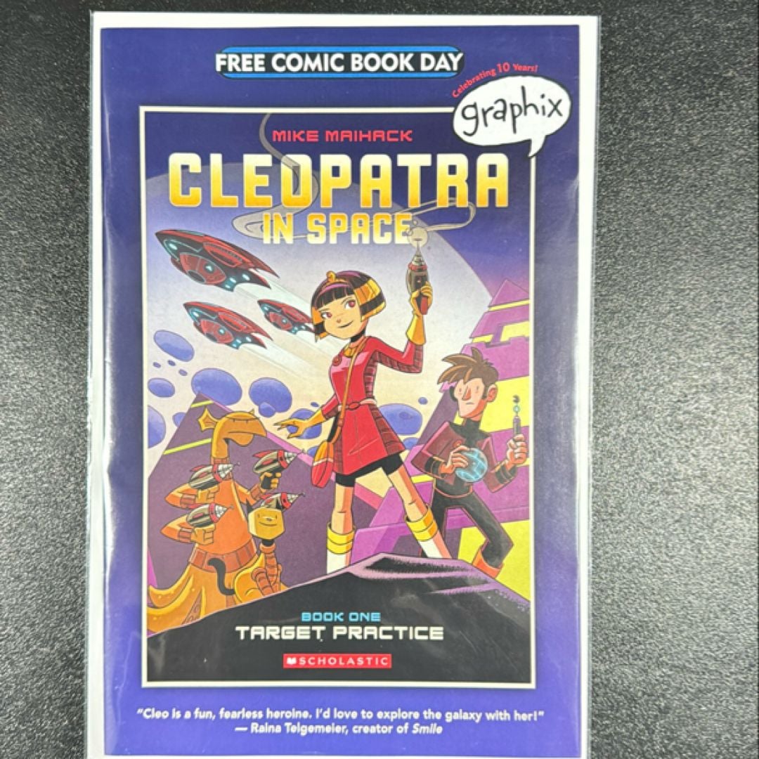 Cleopatra in Space Book one Target Practice Scholastic by Mike Maihack, Paperback | Pangobooks