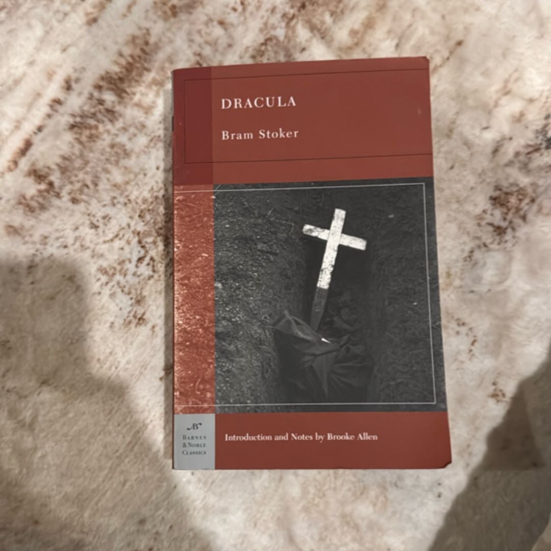 Dracula by Bram Stoker; Brooke Allen, Paperback | Pangobooks