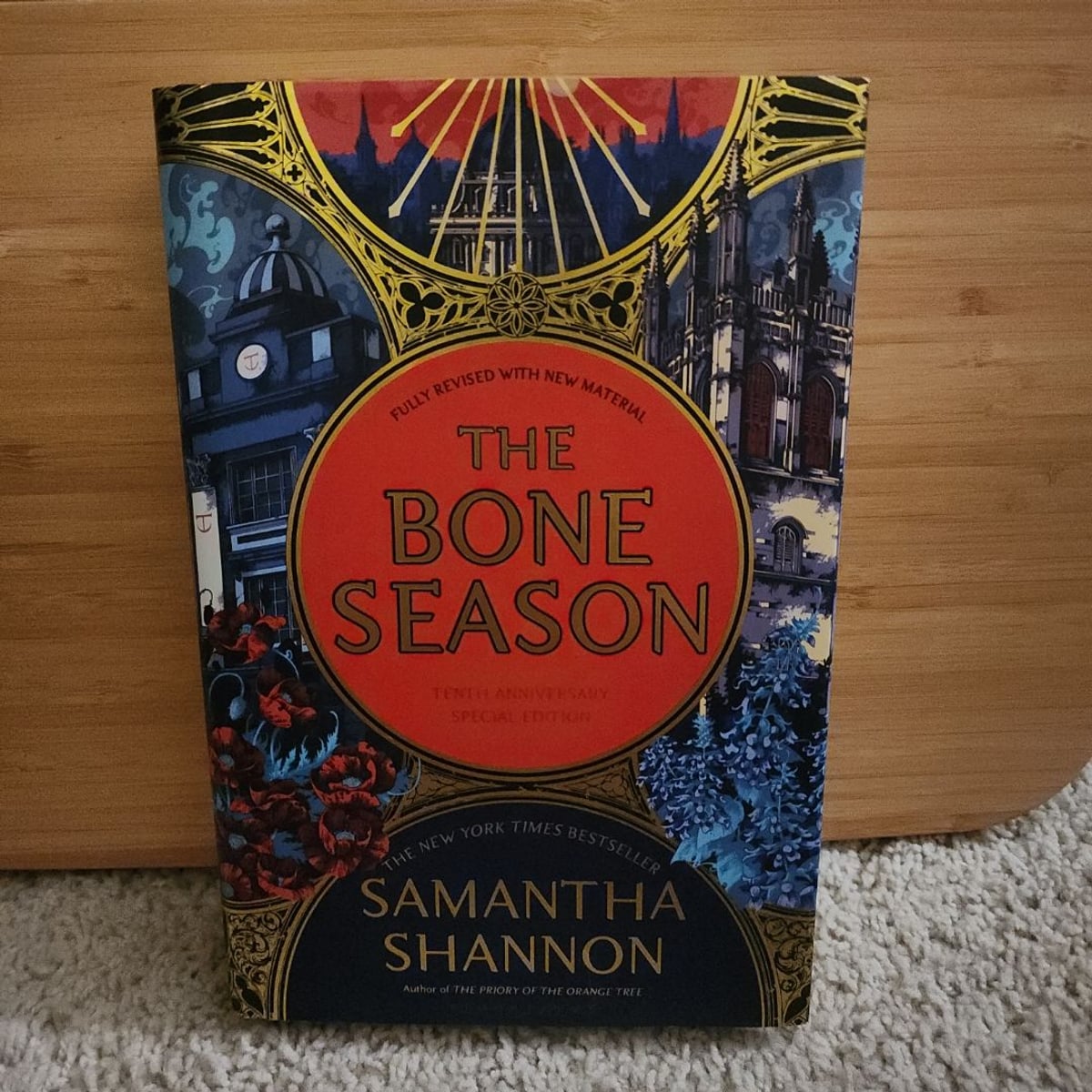 The Bone Season by Samantha Shannon, Hardcover | Pangobooks