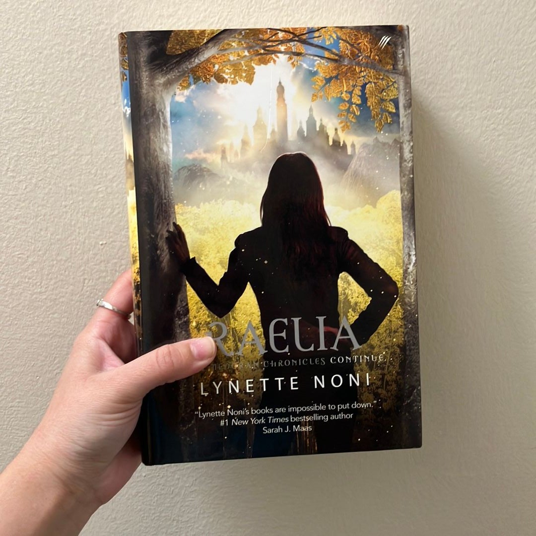 Raelia by Lynette Noni