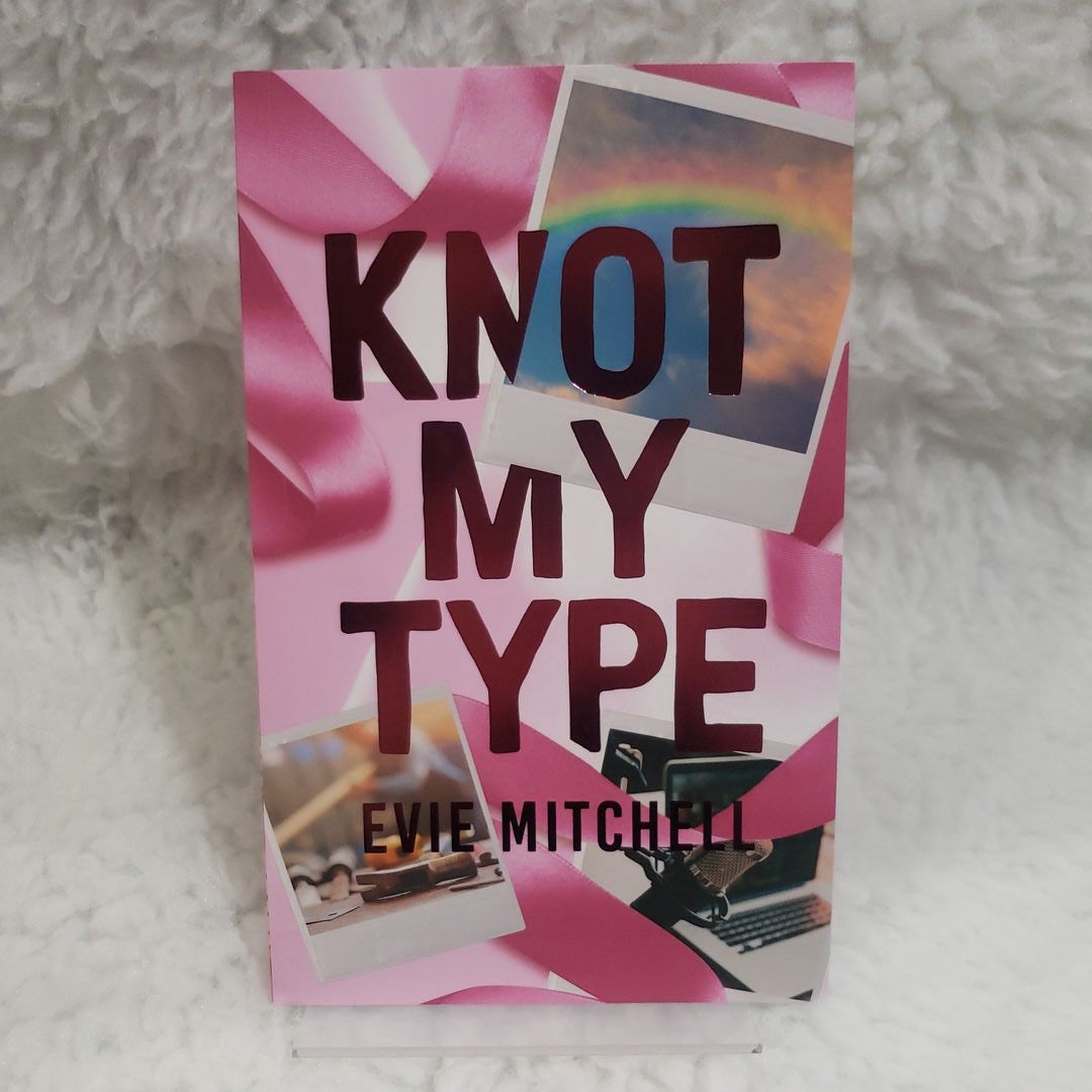 Knot My Type by Evie Mitchell, Paperback | Pangobooks