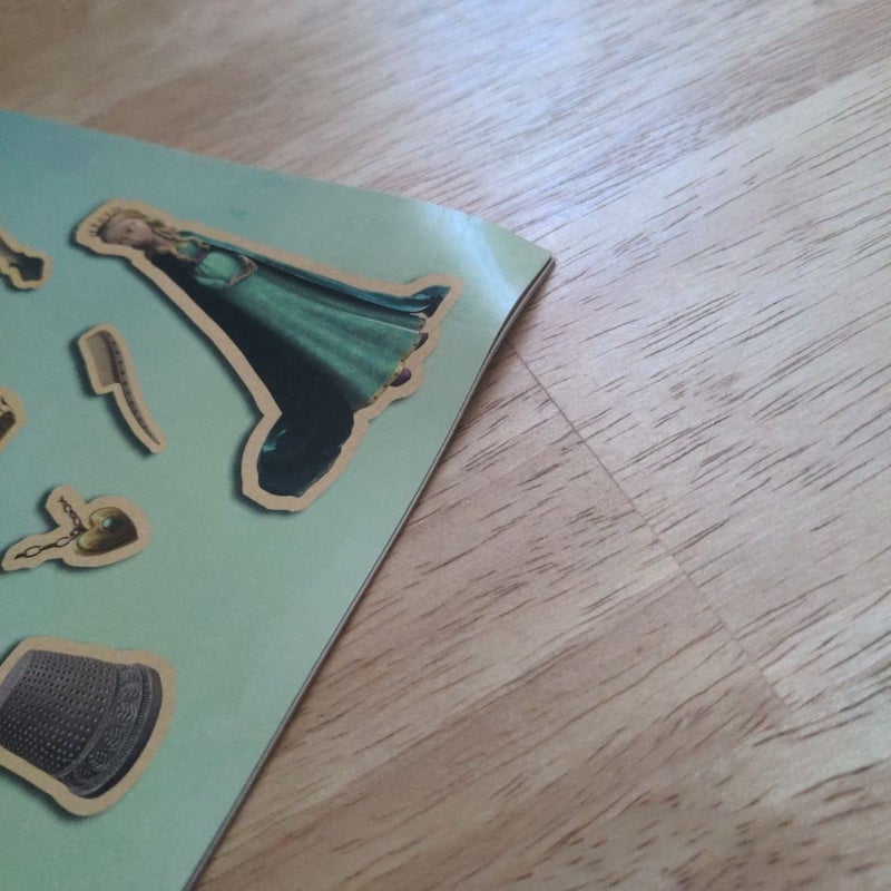 The Tale of Despereaux Movie Tie-In: Glow-in-the-Dark Sticker Book by ...