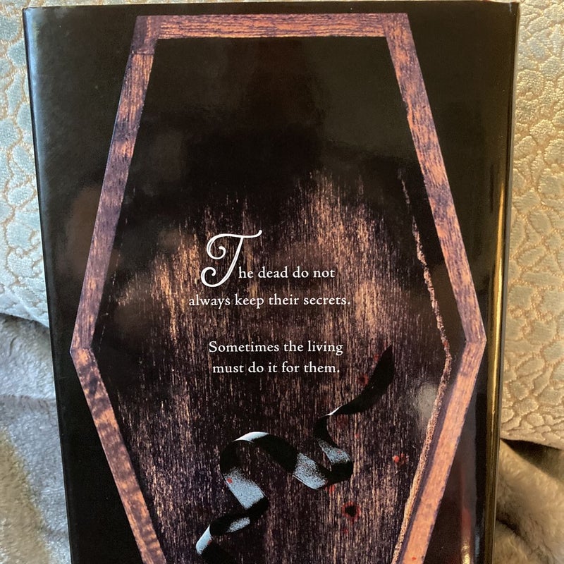 The Corpse Queen by Heather M. Herrman, Hardcover | Pangobooks