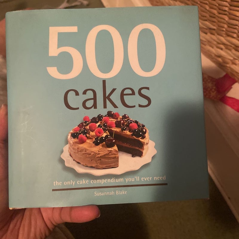 500 Cakes by Susannah Blake