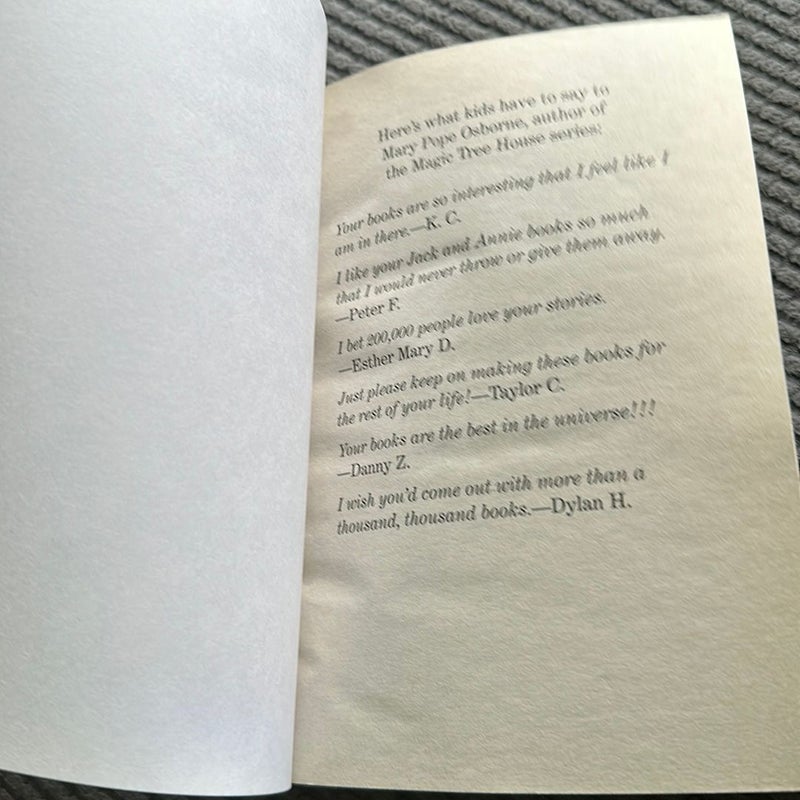 Magic Tree House #9: Dolphins at Daybreak by Mary Pope Osborne ...