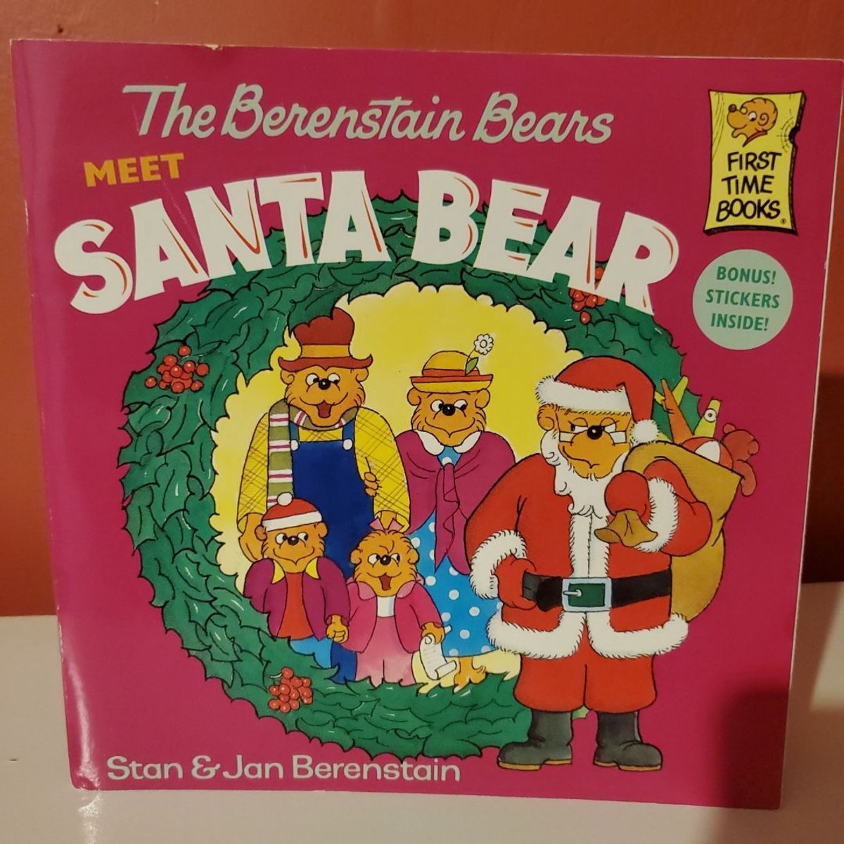 The Berenstain Bears Meet Santa Bear (Deluxe Edition) by Stan ...