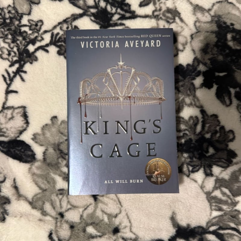 King's Cage by Victoria Aveyard, Paperback | Pangobooks