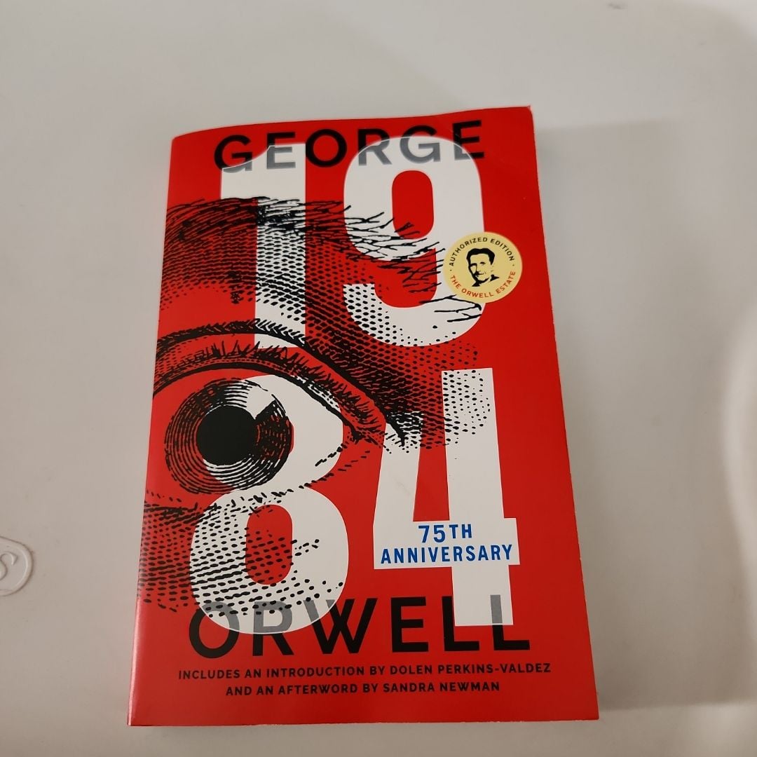 1984 by George Orwell, Paperback | Pangobooks