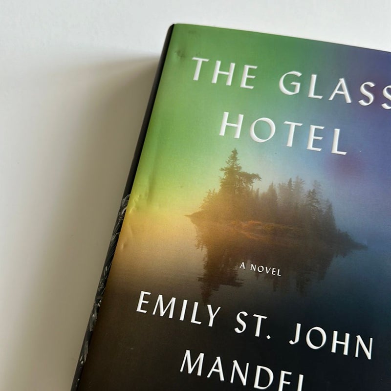 The Glass Hotel by Emily St. John Mandel, Hardcover | Pangobooks