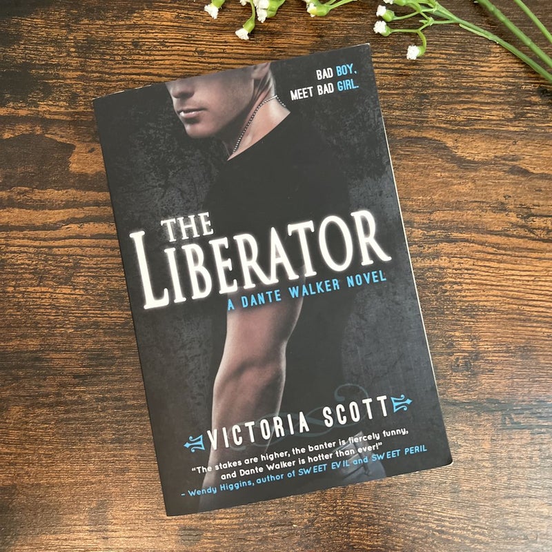 The Liberator by Victoria Scott
