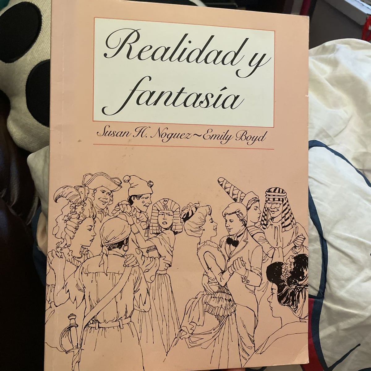 Realidad y Fantasia by Emily Boyd, Paperback | Pangobooks