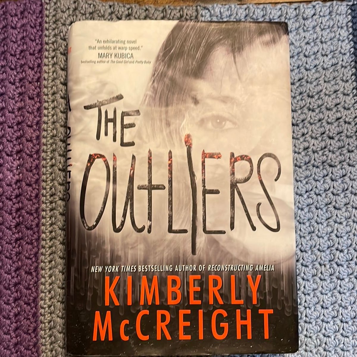 The Outliers by , Hardcover | Pangobooks