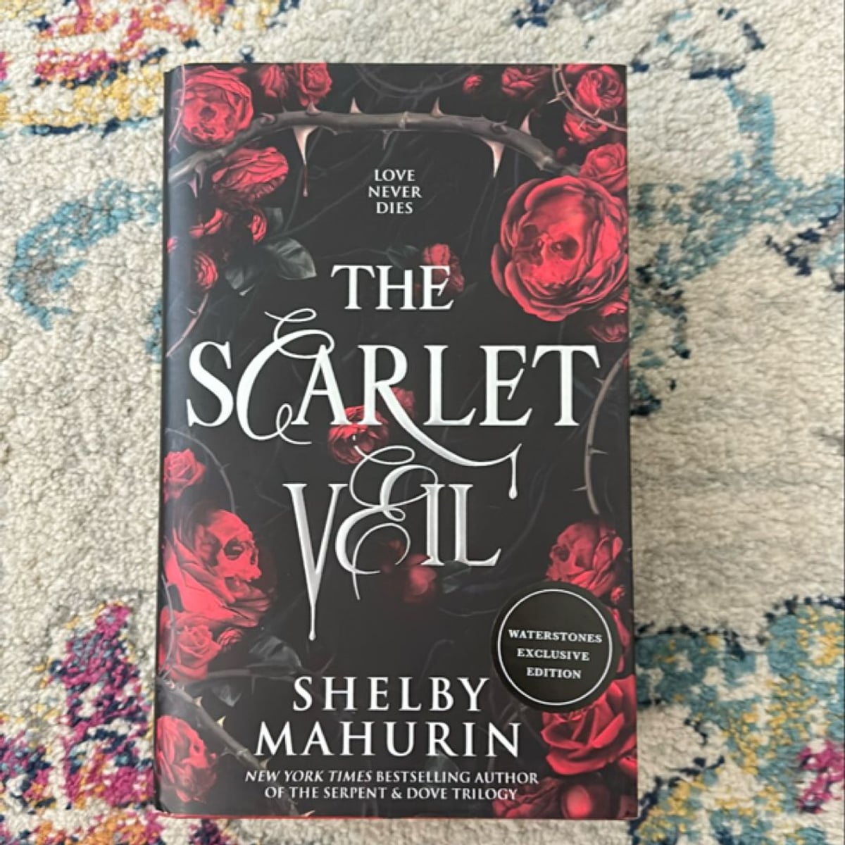 The Scarlet Veil (Waterstones Exclusive Edition) by Shelby Mahurin ...
