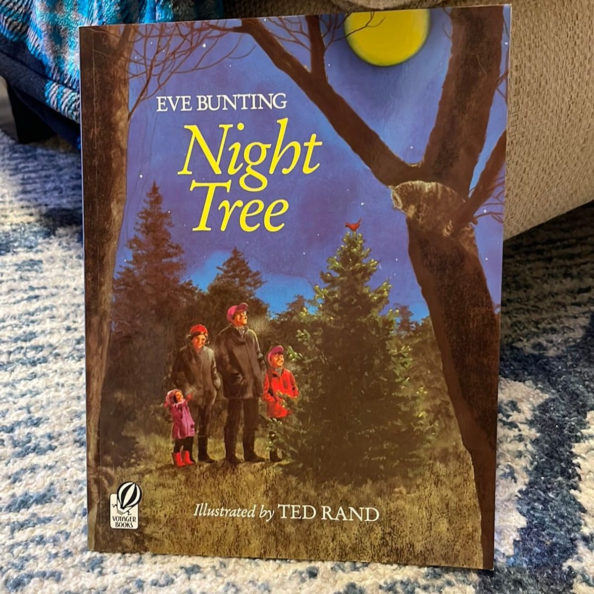 Night Tree by Eve Bunting