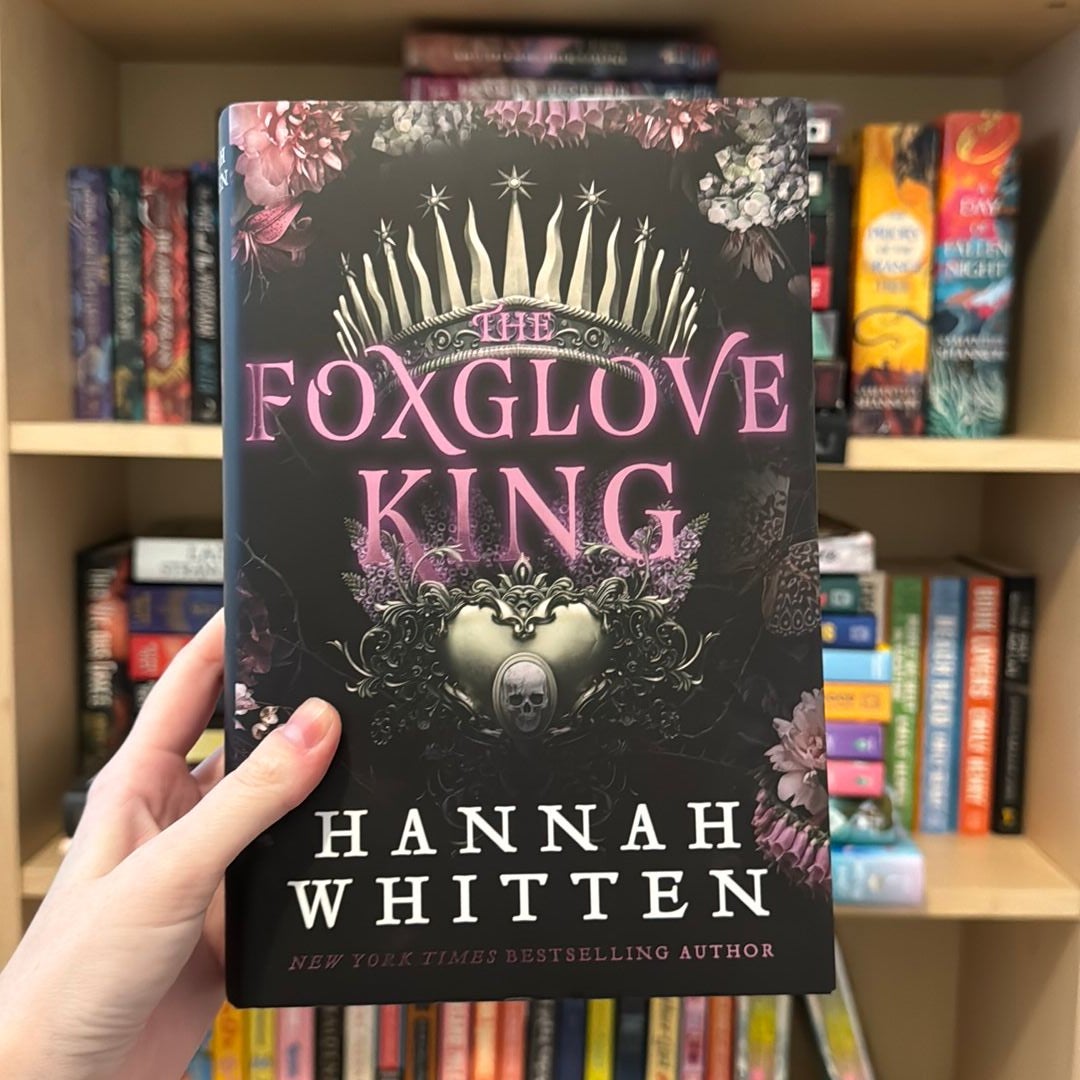 The Foxglove King by Hannah Whitten, Hardcover | Pangobooks