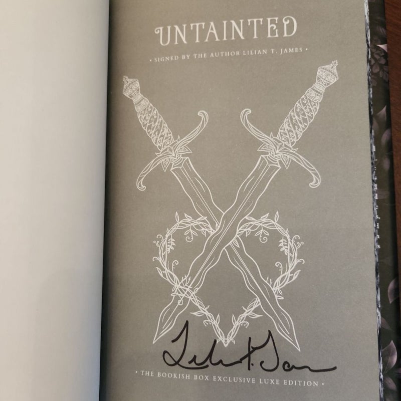 Untainted *SIGNED BOOKISH BOX EXCLUSIVE LUXE EDITION WITH STENCILED ...