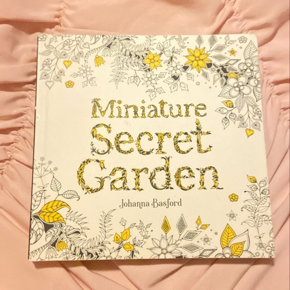 Miniature Secret Garden by Johanna Basford