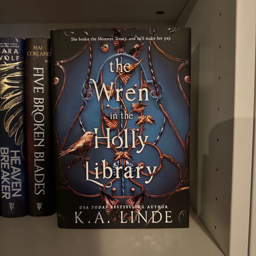 The Wren in the Holly Library (Deluxe Limited Edition) by K. A. Linde ...