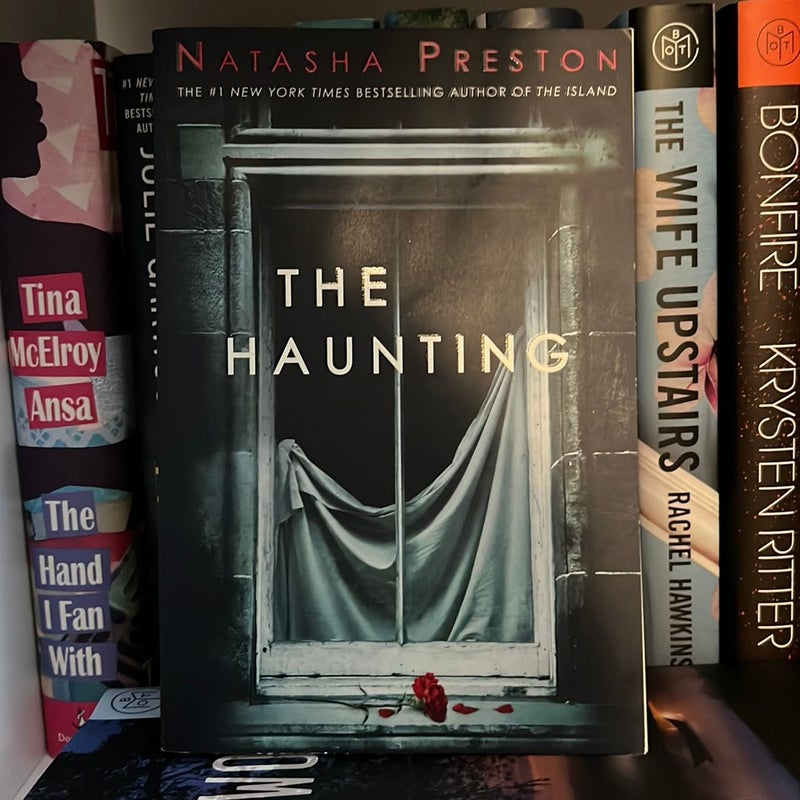 The Haunting by Natasha Preston, Paperback | Pangobooks