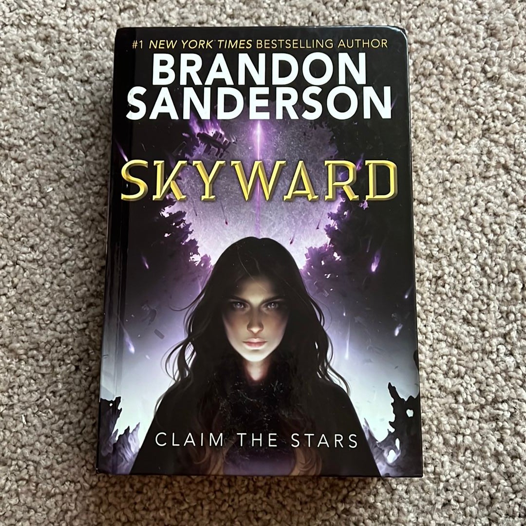 Skyward by Brandon Sanderson, Hardcover | Pangobooks