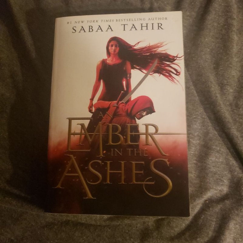 An Ember in the Ashes by Sabaa Tahir, Paperback | Pangobooks