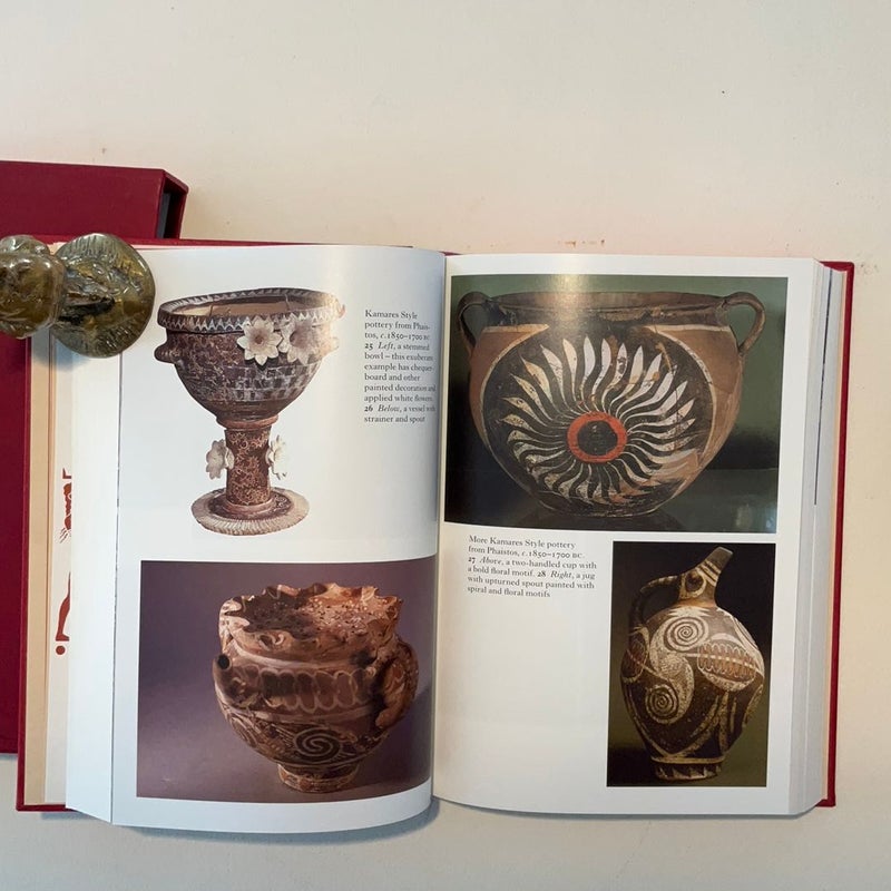 The Minoans by J. Lesley Fitton, Hardcover | Pangobooks