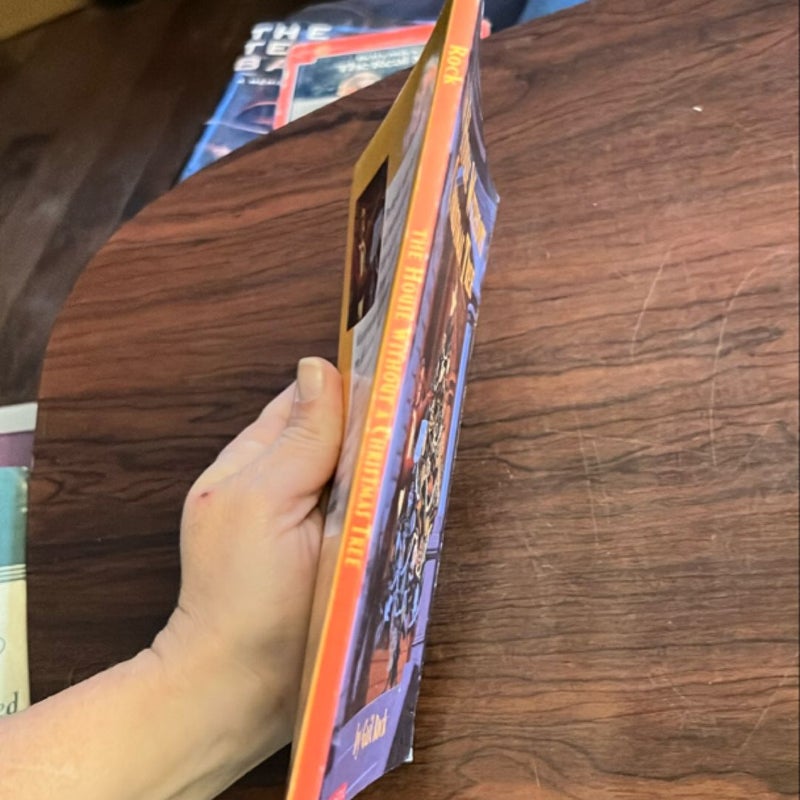 The House Without A Christmas Tree by Gail Rock, Paperback | Pangobooks