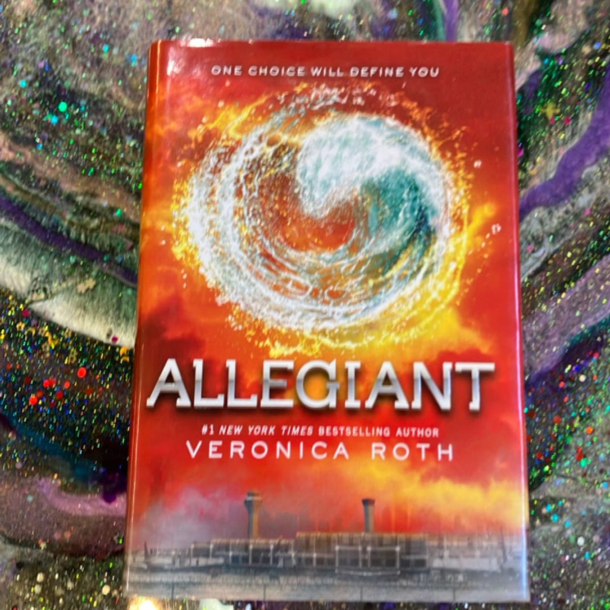 Allegiant (signed) by Veronica Roth, Hardcover | Pangobooks