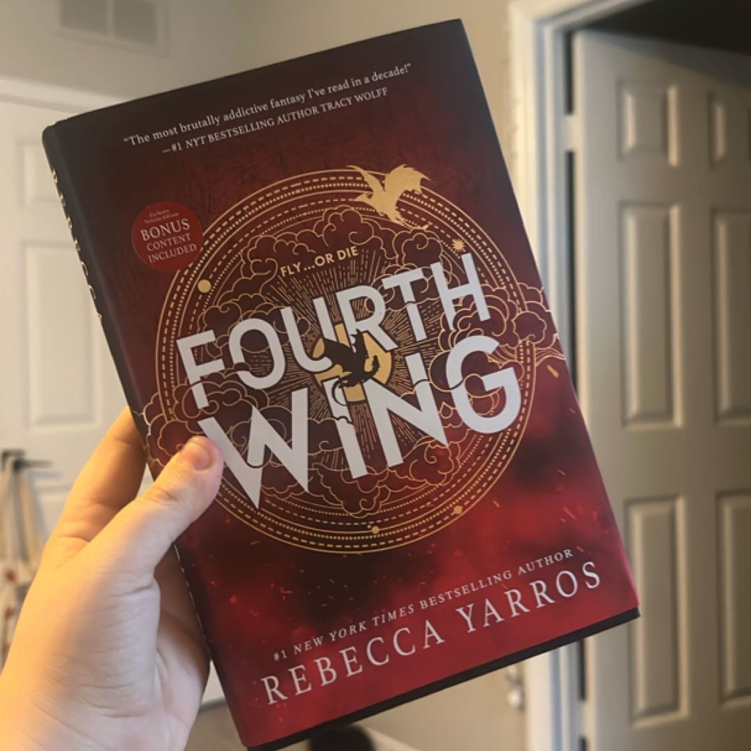 Fourth Wing by Rebecca Yarros , Hardcover | Pangobooks