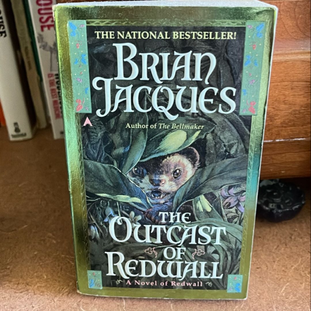 The Outcast of Redwall by Brian Jacques, Paperback | Pangobooks