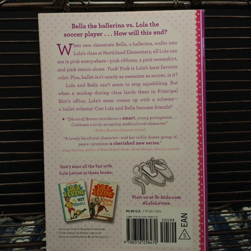 Lola Levine and the Ballet Scheme by Monica Brown