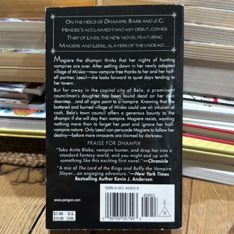 Thief of Lives by Barb Hendee; J. C. Hendee, Paperback | Pangobooks