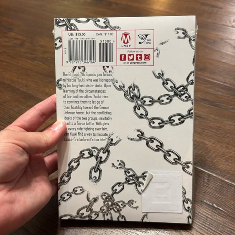 Chained Soldier, Vol. 5 by Takahiro, Yohei Takemura, Christine Dashiell ...