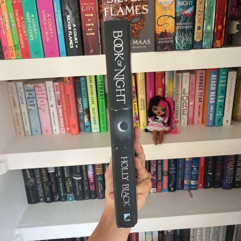 book of night by holly black, Hardcover | Pangobooks
