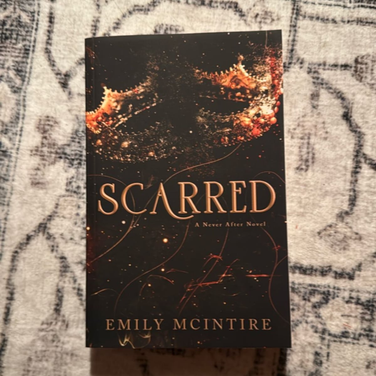 Scarred by Emily McIntire, Paperback | Pangobooks