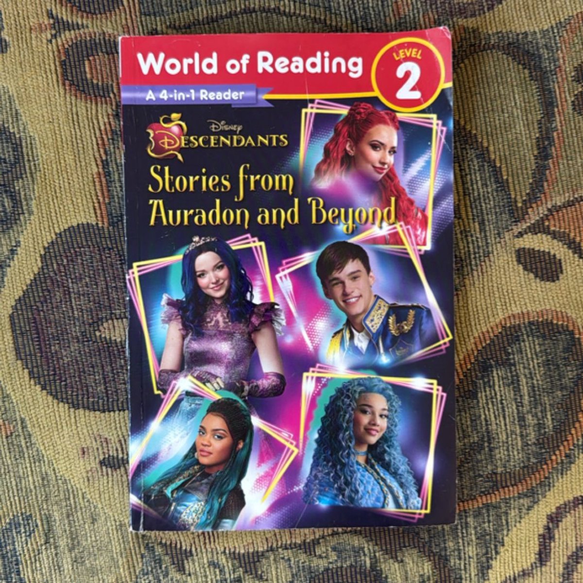 World of Reading: Descendants 4-In-1 Reader: Stories from Auradon and ...