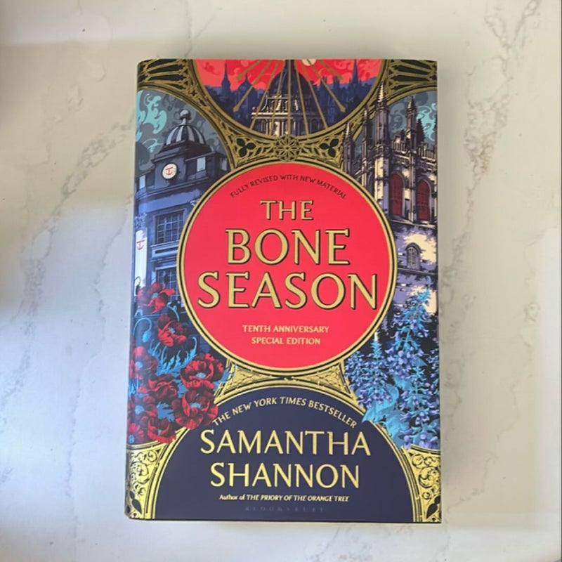 The Bone Season by Samantha Shannon, Hardcover | Pangobooks